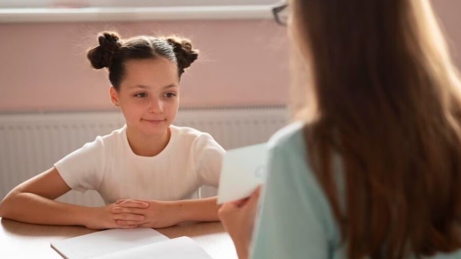Ponad jedna trzecia uczniów otrzymuje w szkołach wsparcie psychologiczno pedagogiczne
