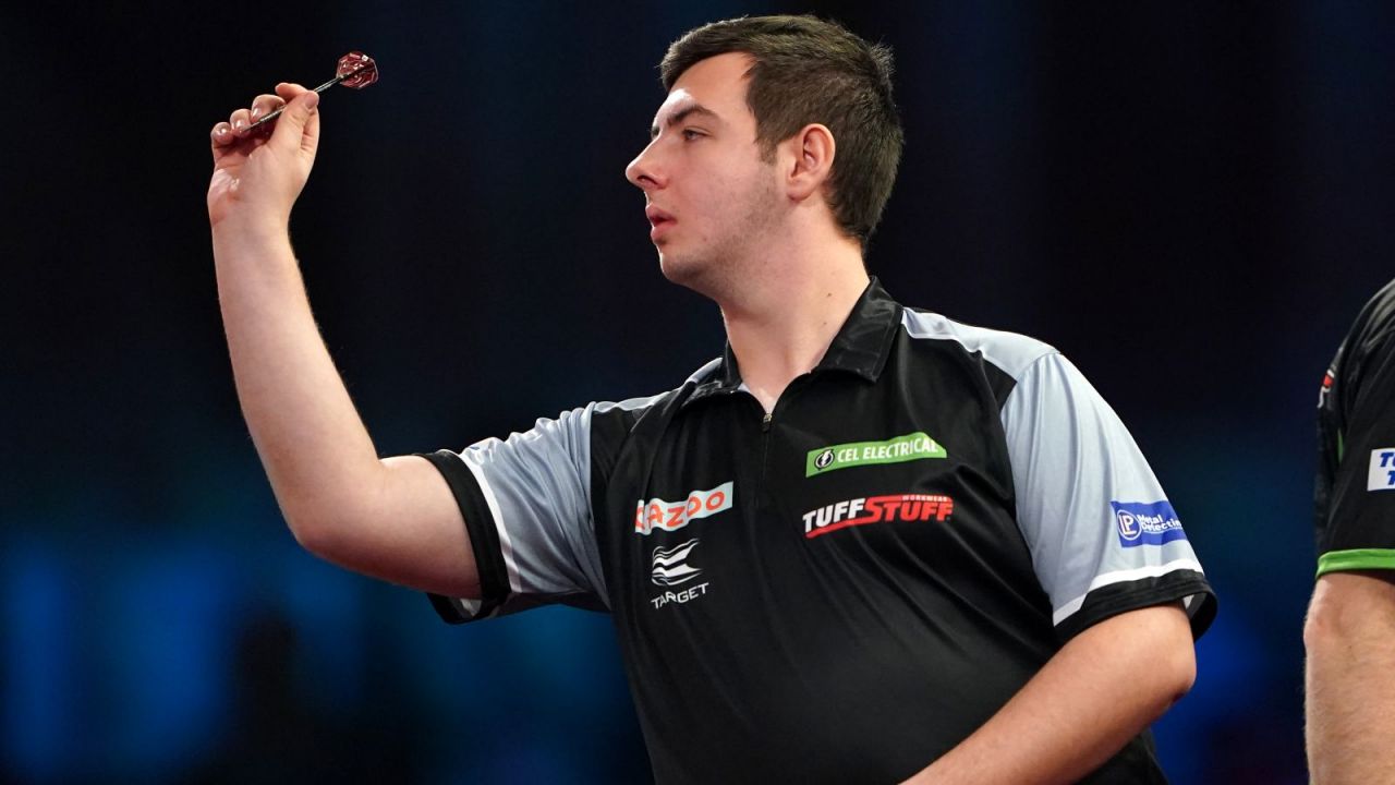 Stephen Bunting – Sebastian Białecki. Darts – MŚ PDC, Londyn – 1. runda ...