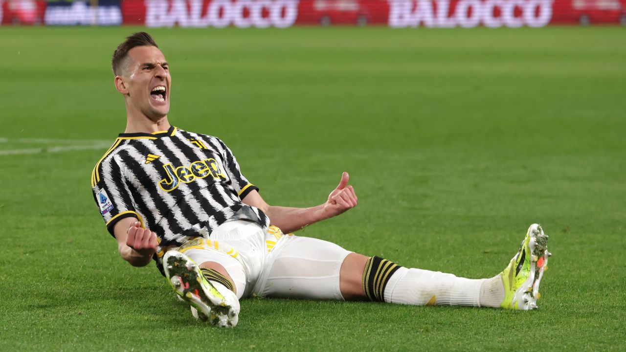 Milik zdecydował! Kluczowy podpis reprezentanta Polski | TVP SPORT