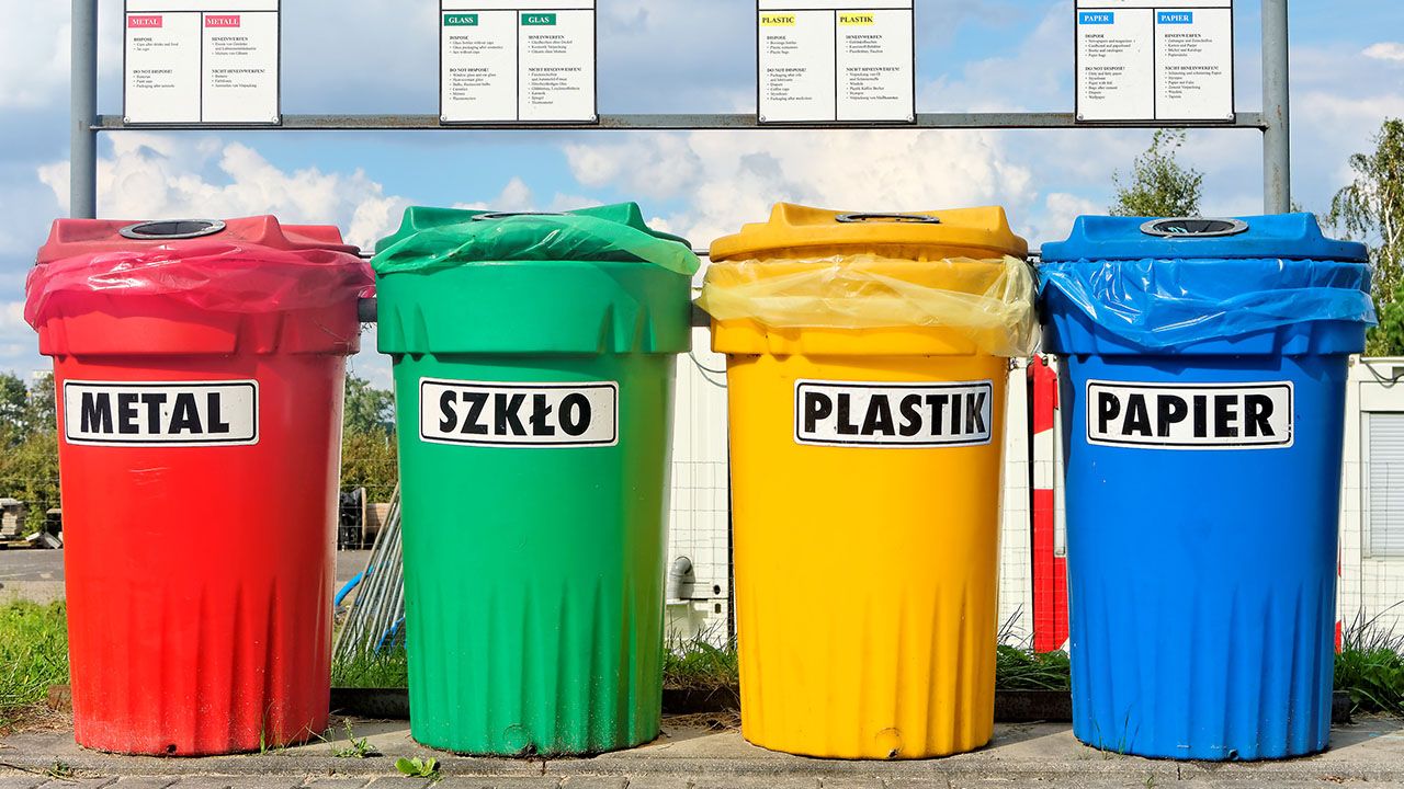 Segregacja odpadów - tekstylia. Od 1 stycznia 2025 nowe przepisy ...