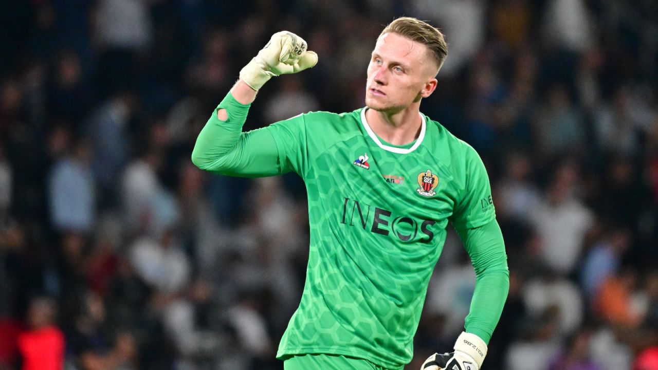 Marcin Bułka zachwyca francuskich ekspertów. "To najmocniejszy bramkarz ...