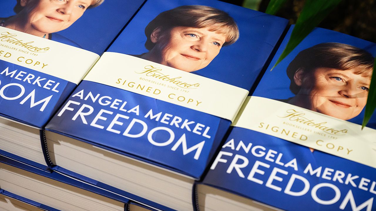Biografia Angeli Merkel "Freedom: Memoirs 1954-2021". Co była kanclerz ...