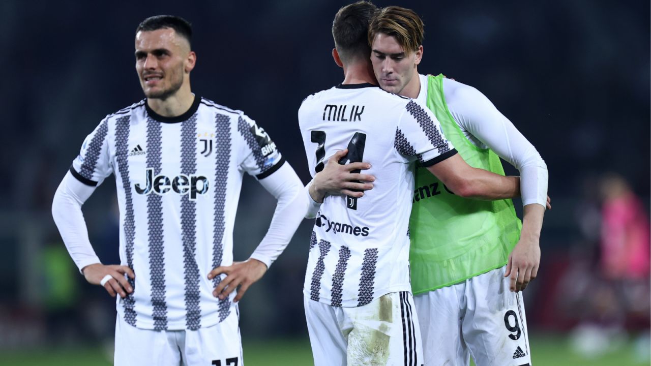 Real Madryt idzie na zakupy. Dwaj snajperzy na celowniku | TVP SPORT