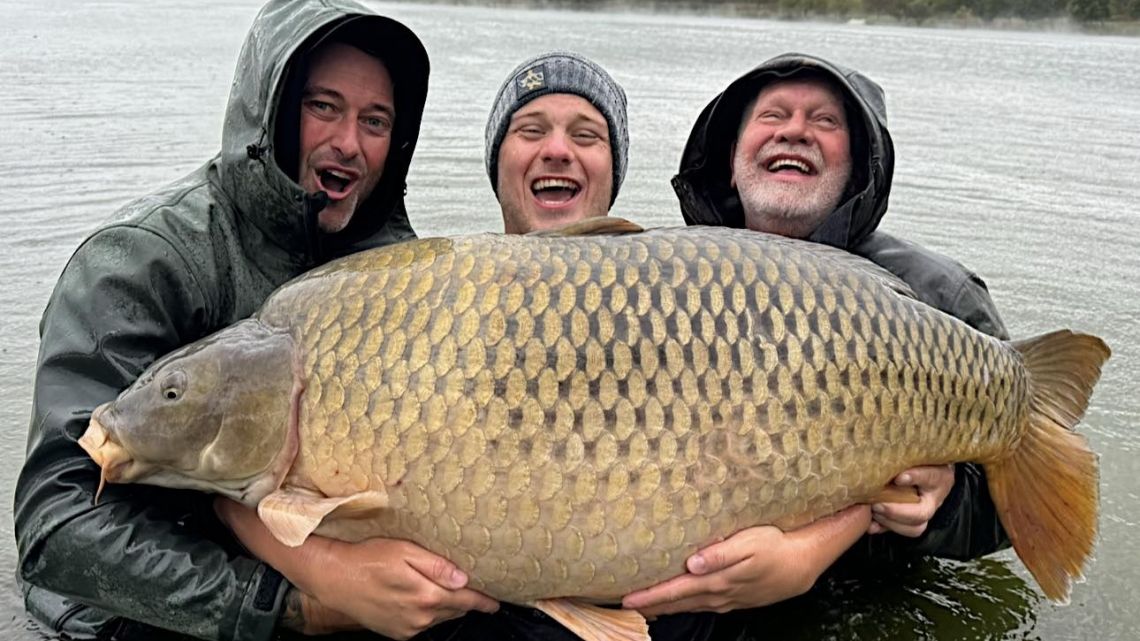Polish angler catches world-record carp
