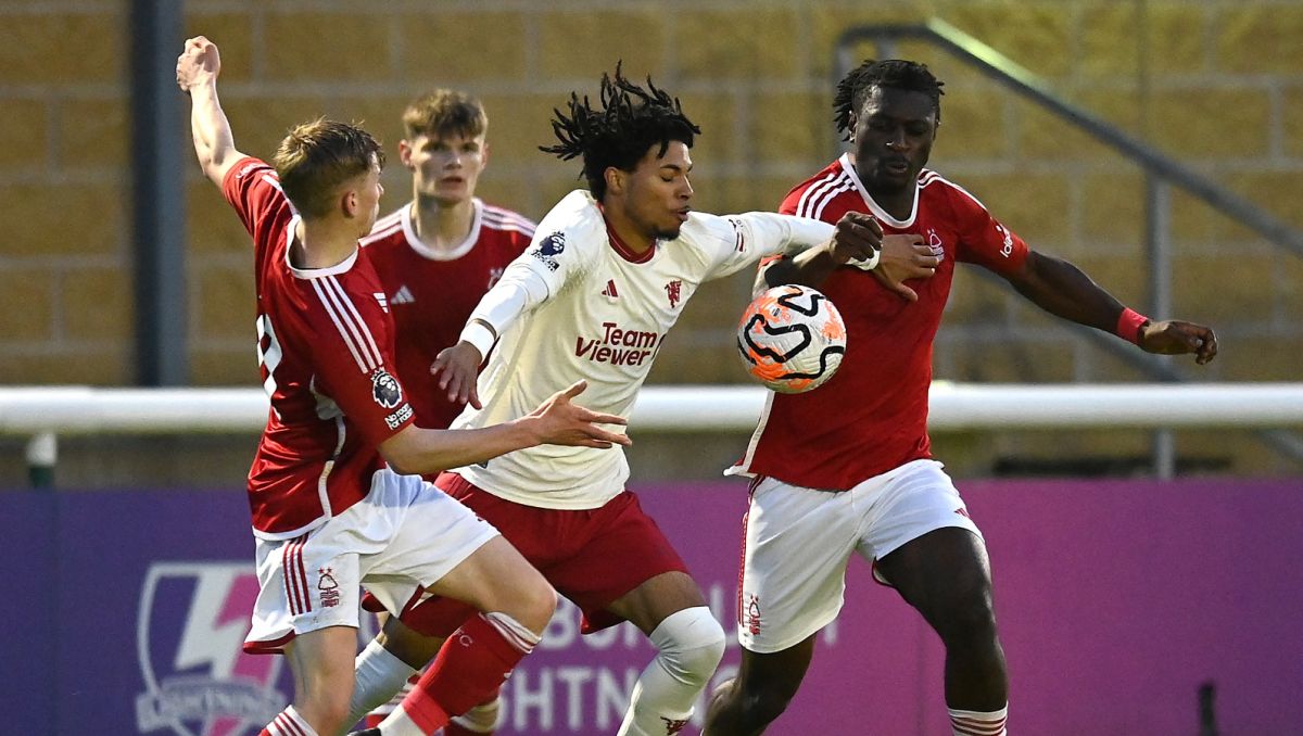 Kim jest Maxi Oyedele z Legii Warszawa? Michał Probierz obserwował go w ...