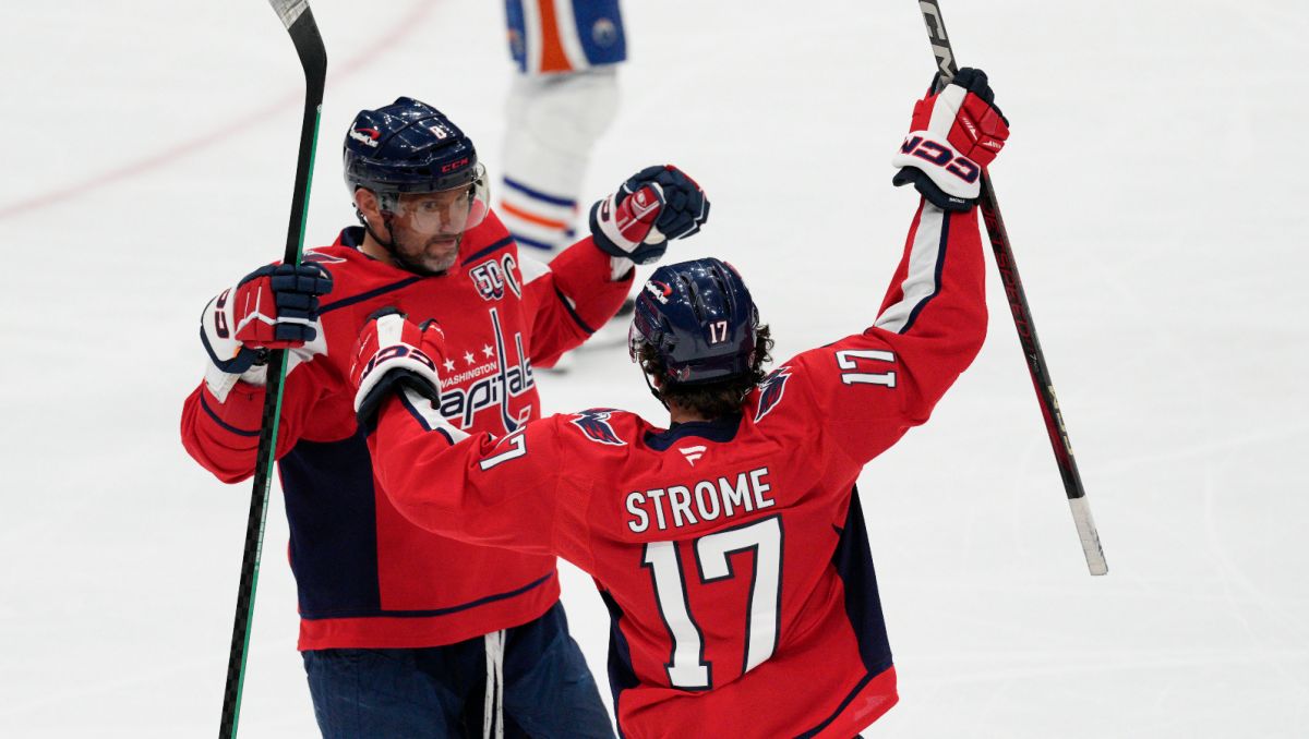 Aleksander Owieczkin coraz bliżej rekordu NHL. Zdobył hat-tricka | TVP SPORT