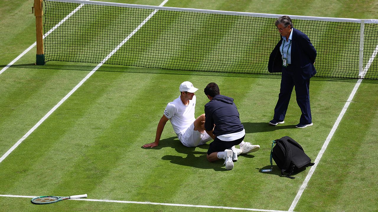 Wimbledon: Hurkacz wypowiedział się o swojej kontuzji. Kiedy wróci ...