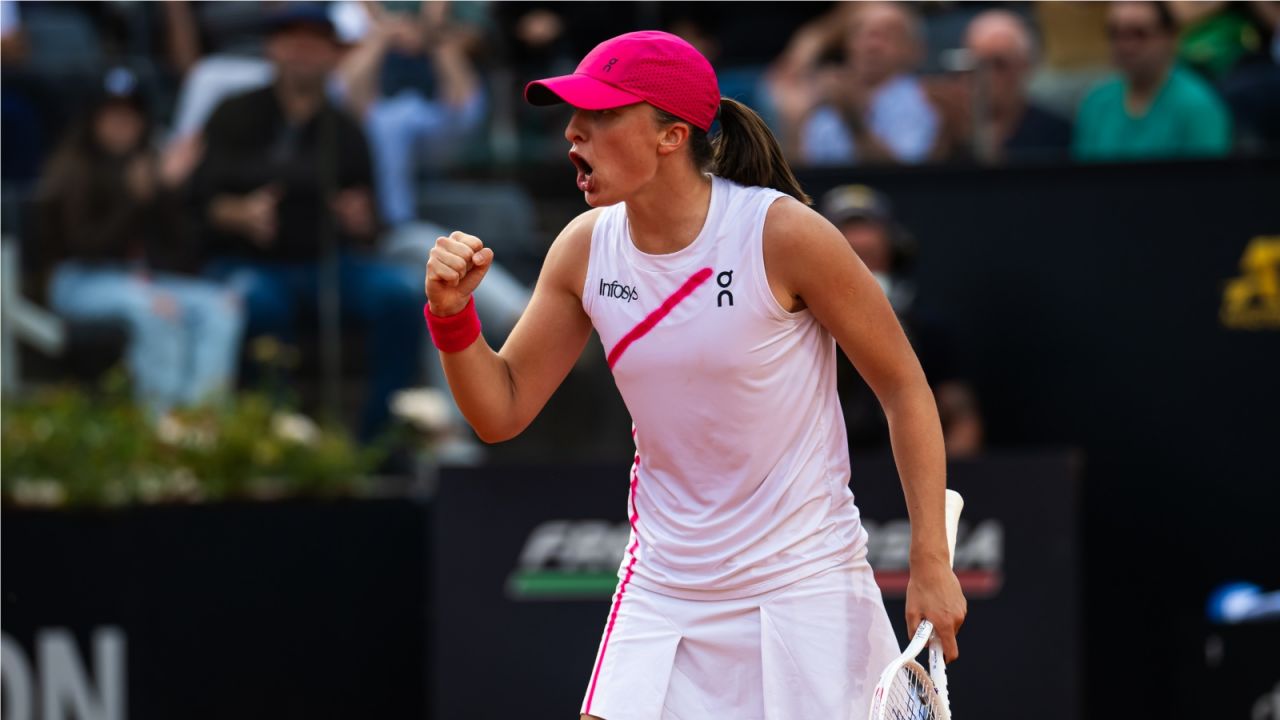 "The Guardian" o Świątek: stawianie na kogokolwiek innego byłoby ...