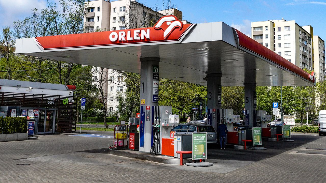 Majówka 2024. Orlen wprowadza zniżkę lojalnościową na paliwo | TVP INFO Majówka 2024. Orlen wprowadza zniżkę lojalnościową na paliwo | TVP INFO