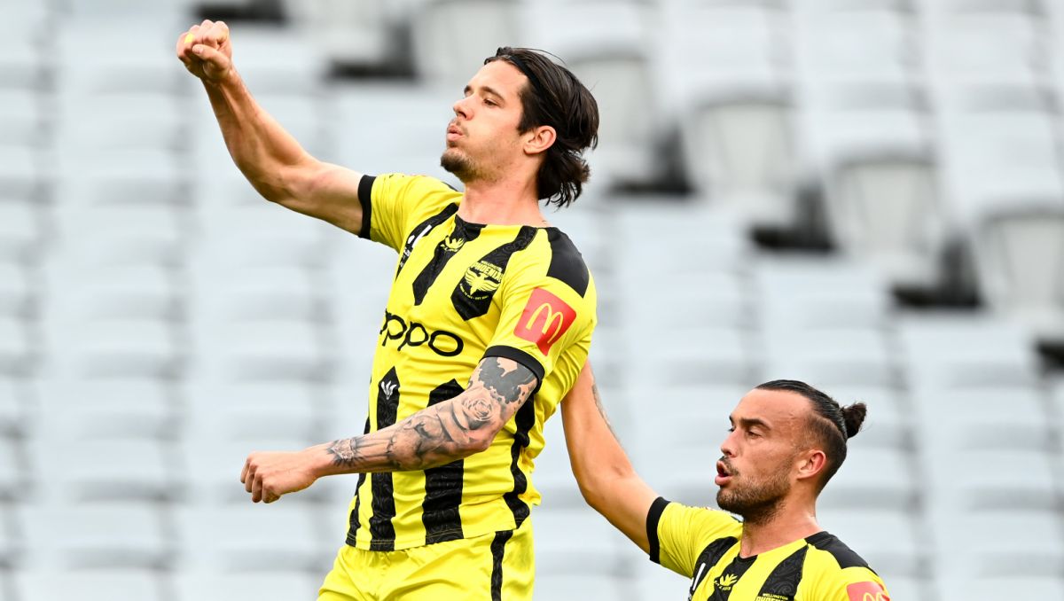 Oskar Zawada podbija Australię! Został piłkarzem roku A-League w ...