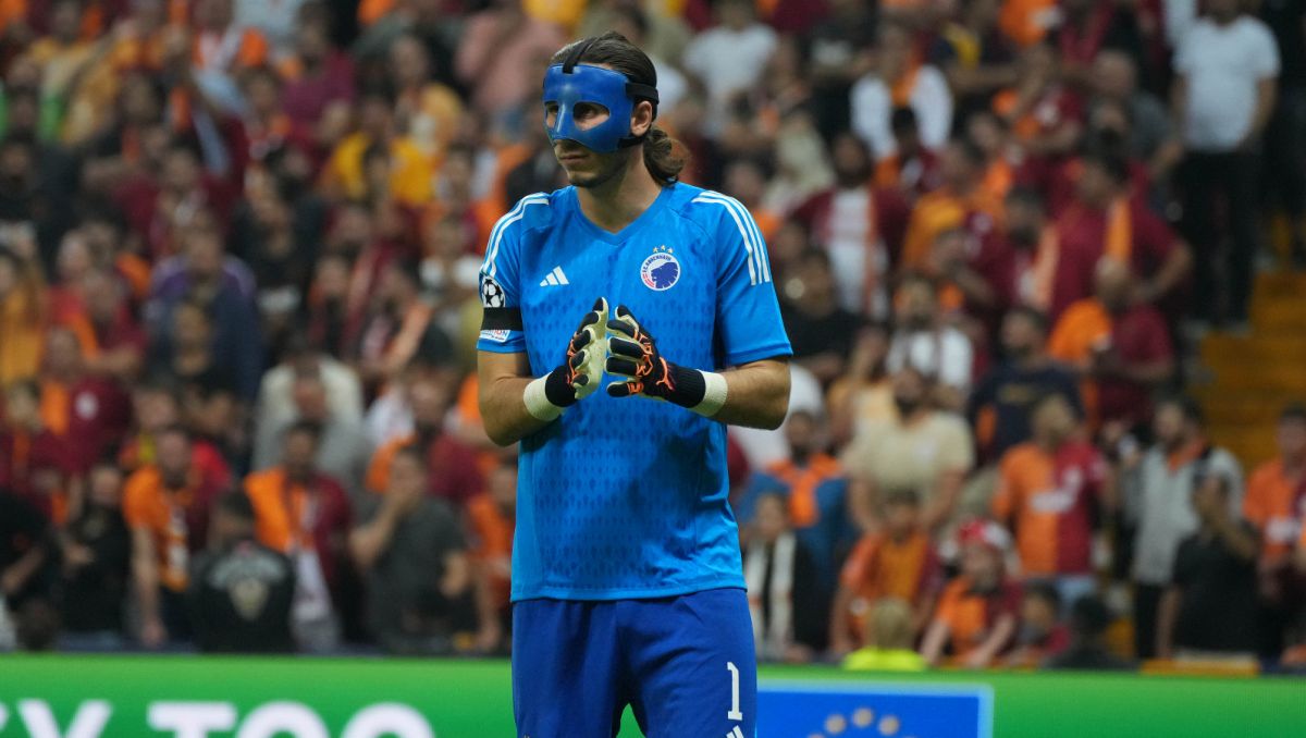 Liga Mistrzów. Kamil Grabara podpadł kibicom Galatasaray. Musiał ...