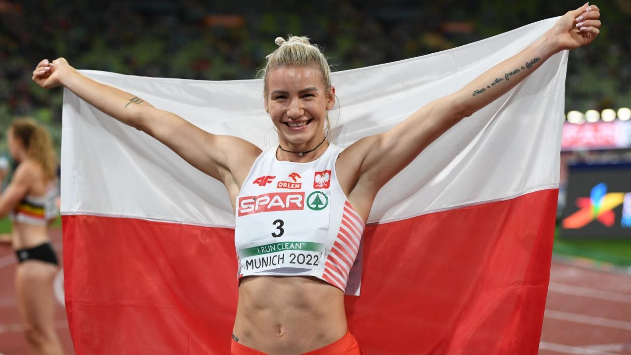 Lekkoatletyka. Adrianna Sułek: chcę poprawić rekord świata w halowym ... Lekkoatletyka. Adrianna Sułek: chcę poprawić rekord świata w halowym ...