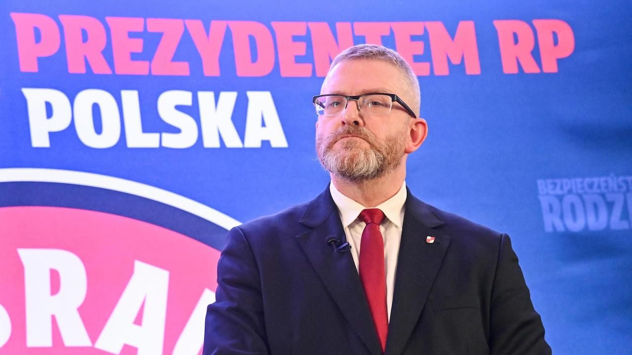 Grzegorz Braun zarejestrowany jako kandydat na prezydenta | TVP INFO
