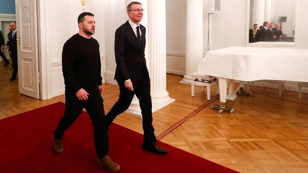 Wojna Rosji na Ukrainie. Prezydent Zełenski na Łotwie. Spotkanie z ... Wojna Rosji na Ukrainie. Prezydent Zełenski na Łotwie. Spotkanie z ...