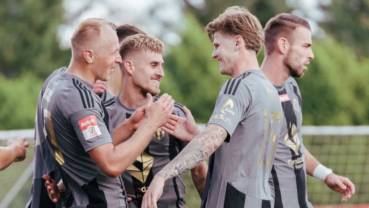 Pogoń Grodzisk Mazowiecki z kolejnym zwycięstwem w Betclic 2 Lidze. Pewnie zmierza po awans ...