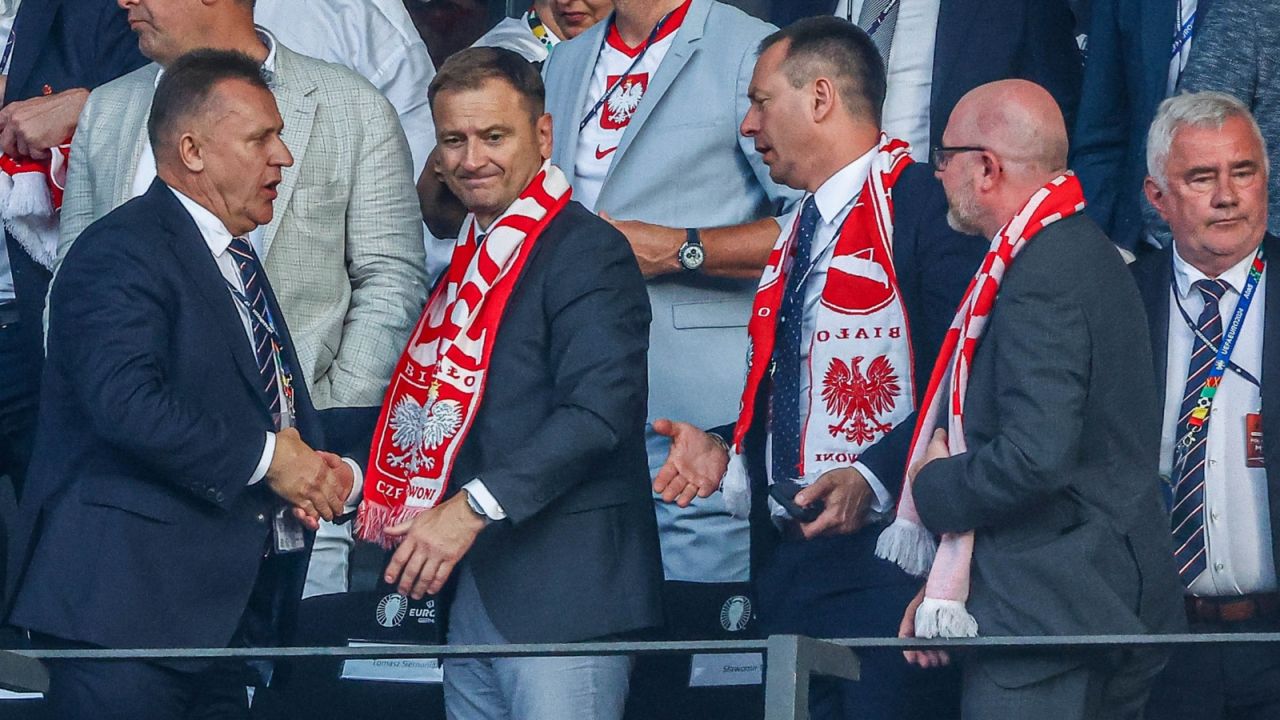 Sławomir Nitras: moim zdaniem PZPN nie traktuje piłki nożnej kobiet ... Sławomir Nitras: moim zdaniem PZPN nie traktuje piłki nożnej kobiet ...