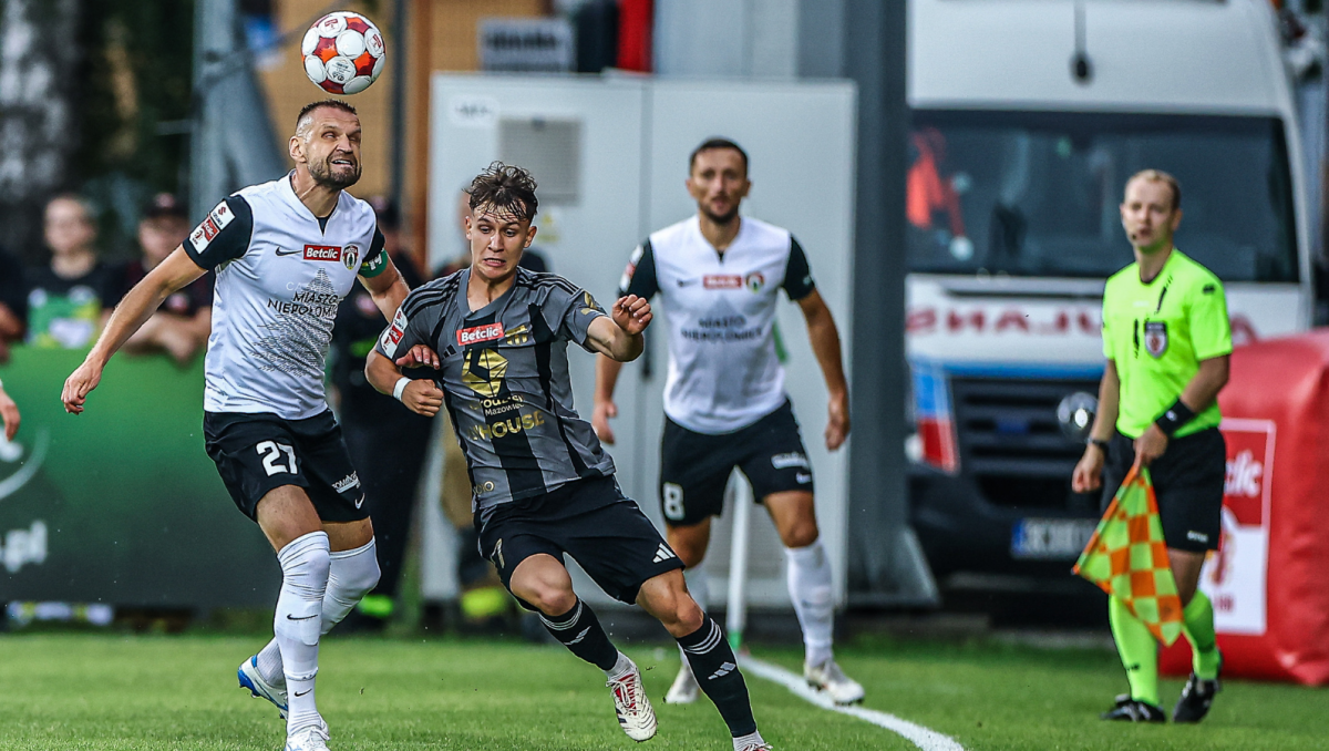 Puszcza Niepołomice zremisowała 1:1 z Pogonią Grodzisk Mazowiecki w drugim sobotnim meczu ...