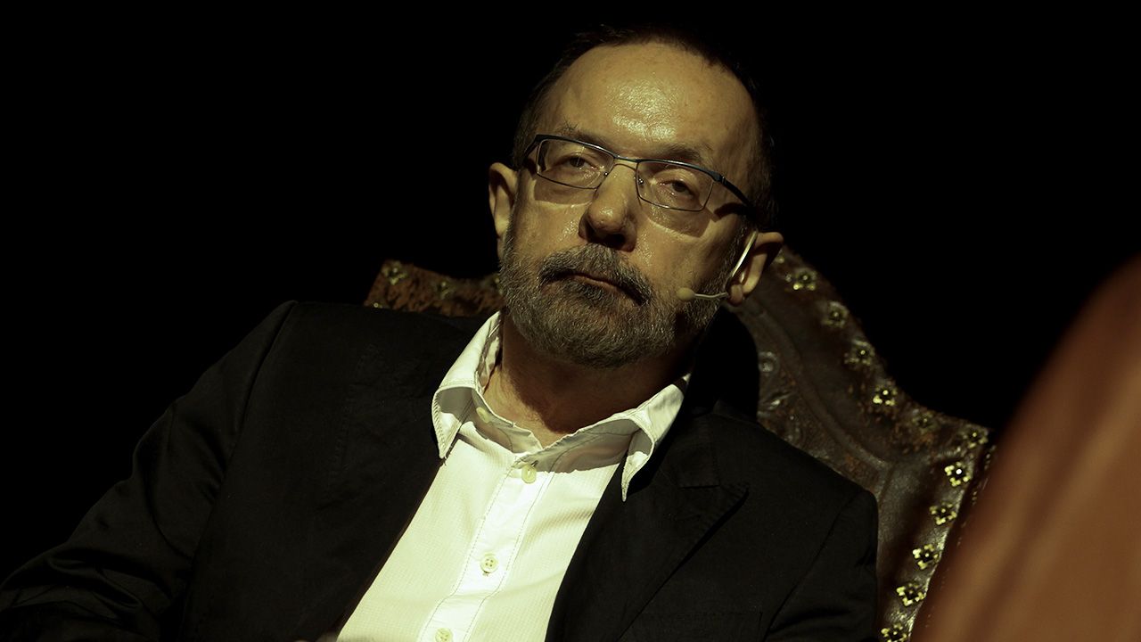 Profesor i dokumentalista Andrzej Fidyk oskarżany o gwałt. Szkoła ...