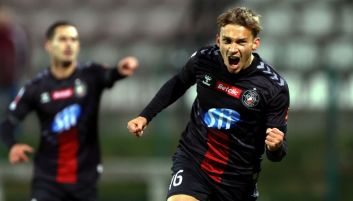 Emmanuel Olisadebe obchodzi 46. urodziny. Był gwiazdą polskiej piłki na ...