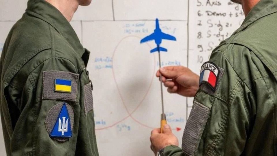 First Mirage 2000 fighter jets have arrived in Ukraine