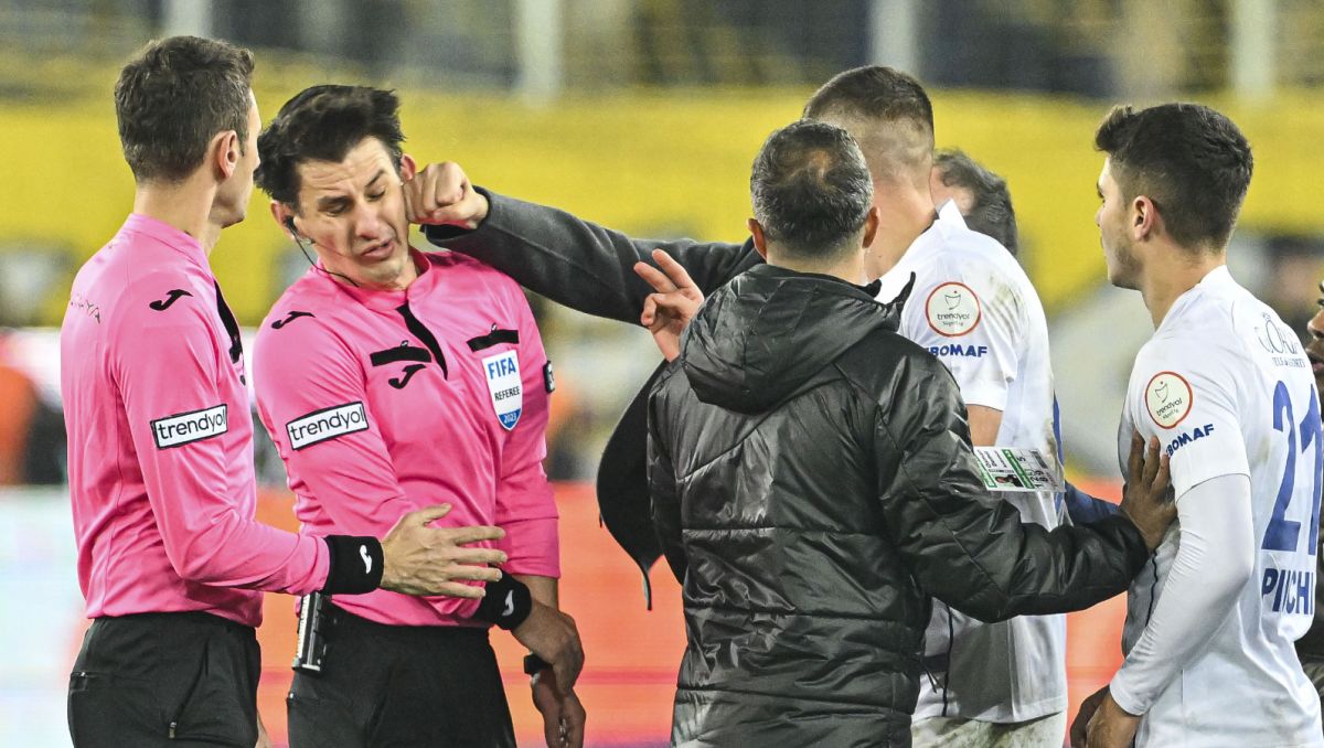 Przemoc wobec sędziów? Były już przypadki śmiertelne… | TVP SPORT