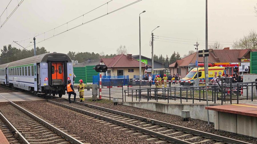 Śmiertelne potrącenie na torach w Puszczykowie. Ruch wstrzymany ...